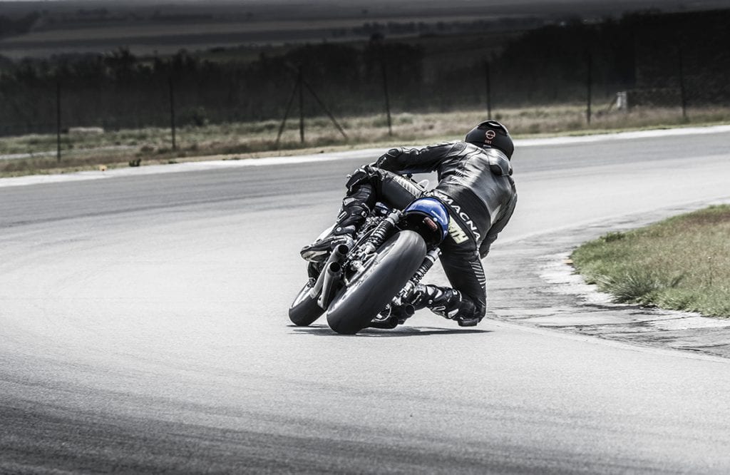 Reproduction Racer - Justiflied Honda CR550 - Return of the Cafe Racers