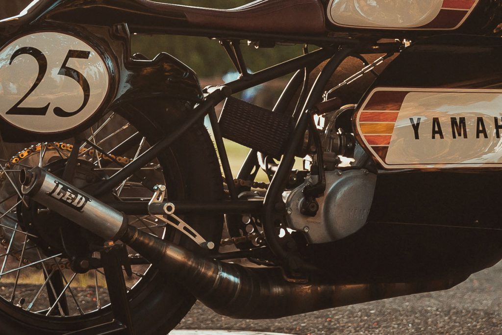 Engine engine 25 - Yamaha DT250 - Return of the Cafe Racers