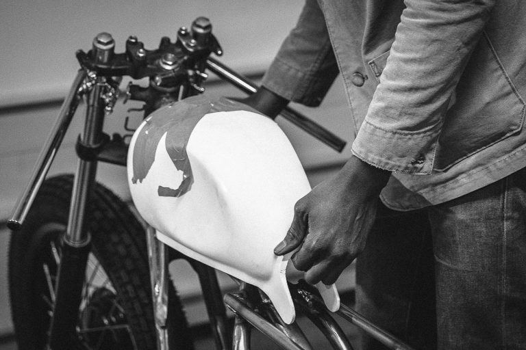 Engine engine 25 - Yamaha DT250 - Return of the Cafe Racers