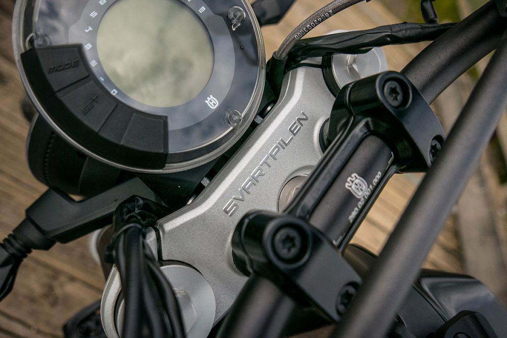 Husqvarna Svartpilen 401 Ride Review - Return of the Cafe Racers