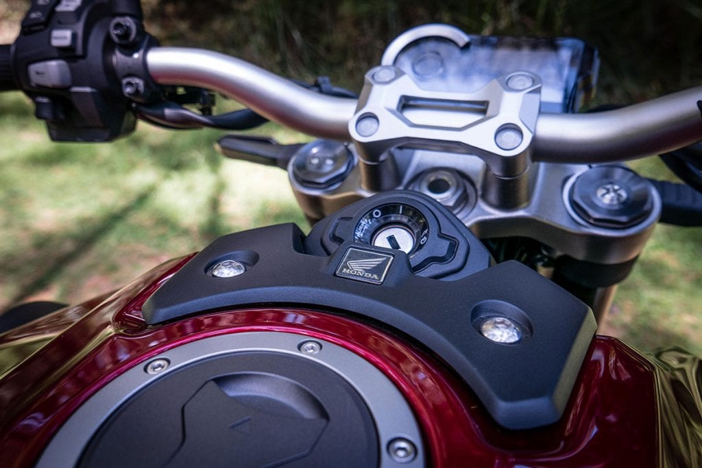 Honda Neo Sports Cafe CB1000R Ride Review - Return of the Cafe Racers