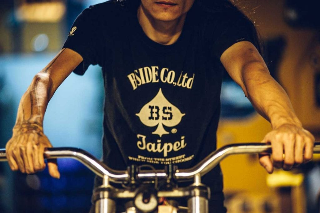 One Hand Made - MV Agusta Brutale - Return of the Cafe Racers