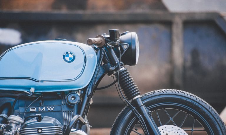 Blue Fix - Sinroja R19 BMW R80/7 - Return of the Cafe Racers