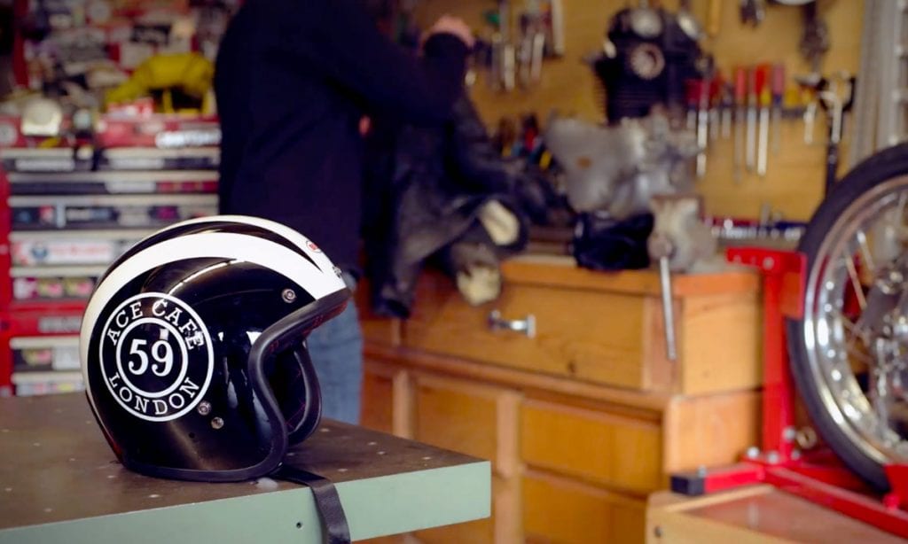 Bell Custom 500 Ace Cafe Helmet - Return of the Cafe Racers