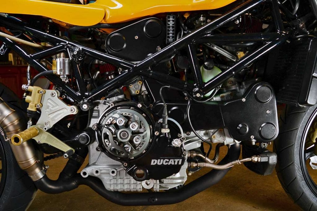 Moto Motivo Calabrone Ducati ST4S - Return of the Cafe Racers