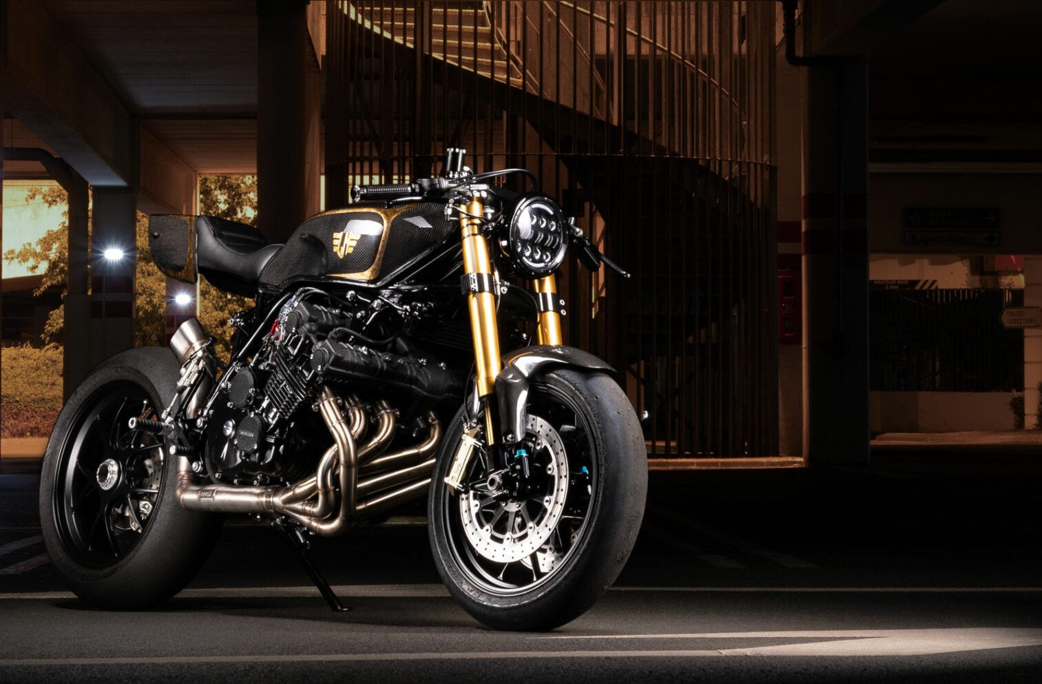 Six Appeal - LYS Motorcycles Honda CBX1000 - Return of the Cafe Racers