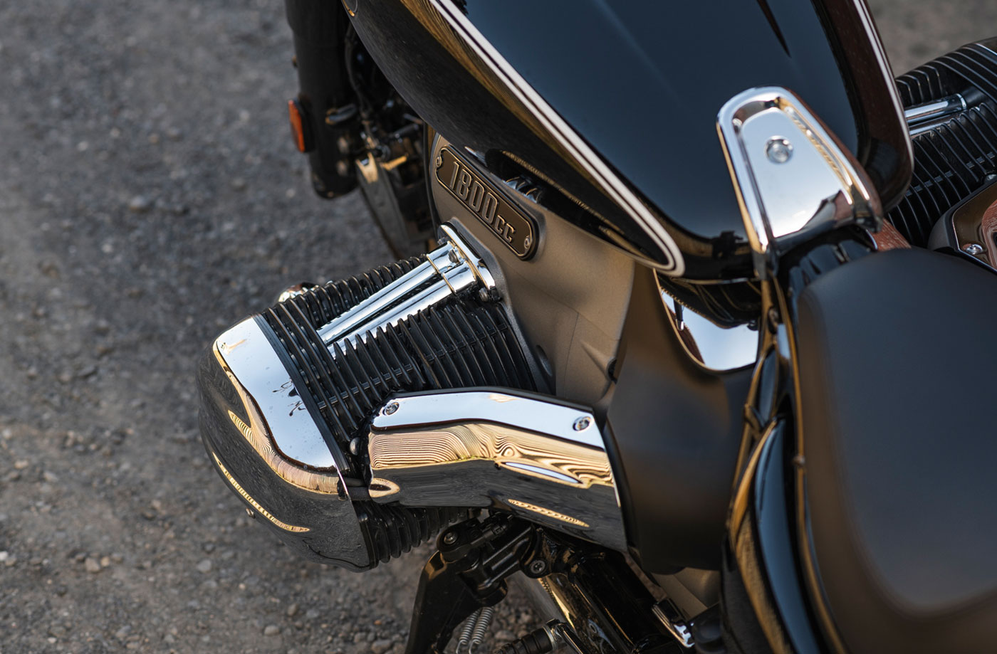 BMW R18 Ride Review - Return of the Cafe Racers