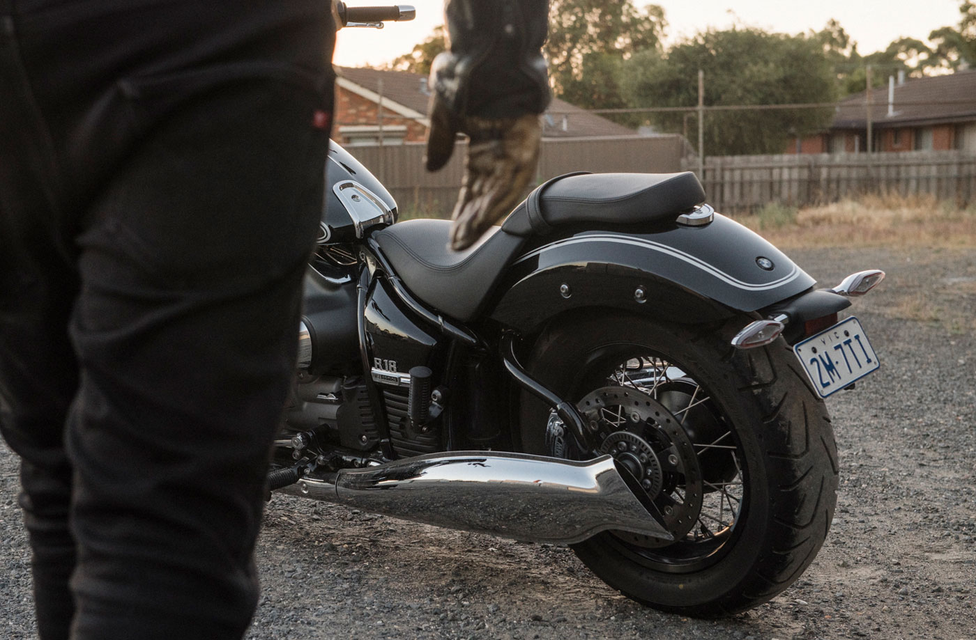 BMW R18 Ride Review - Return of the Cafe Racers