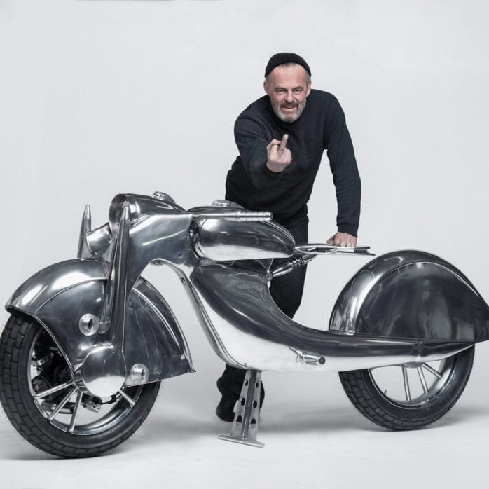 Gull Craft Ducati MCR M900 Monster - Return of the Cafe Racers