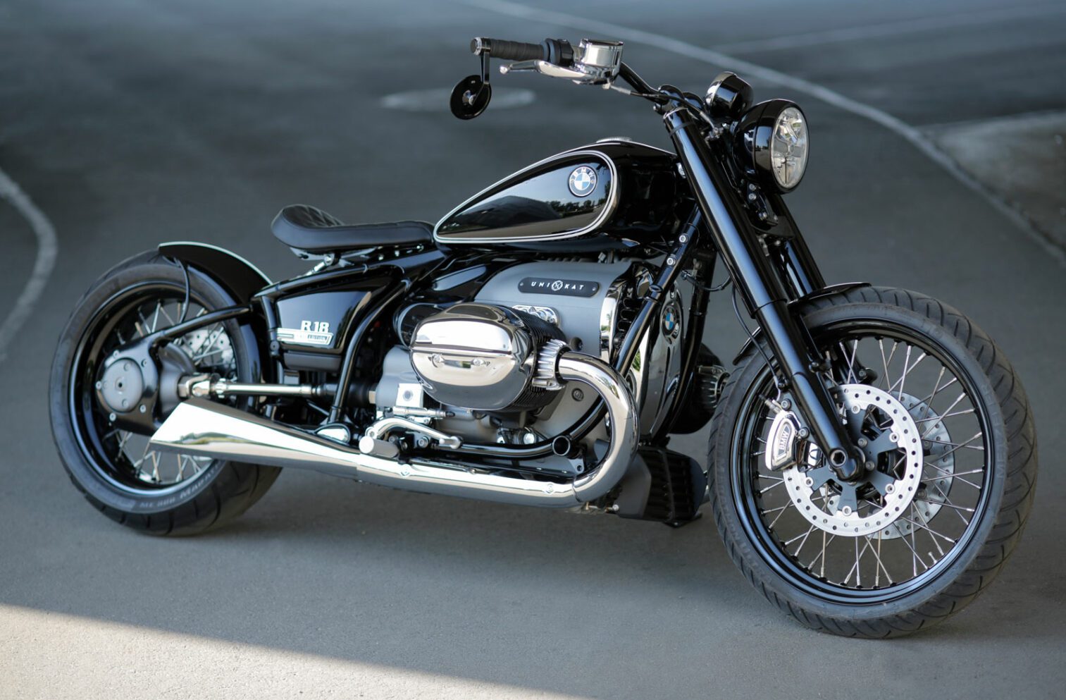 BMW Motorrad doubles down with the R18 Transcontinental and the R18 B ...