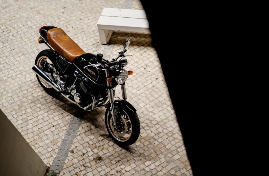 Honda Hanashi - Cafeina Motorcycles CB750 Four - Return of the Cafe Racers