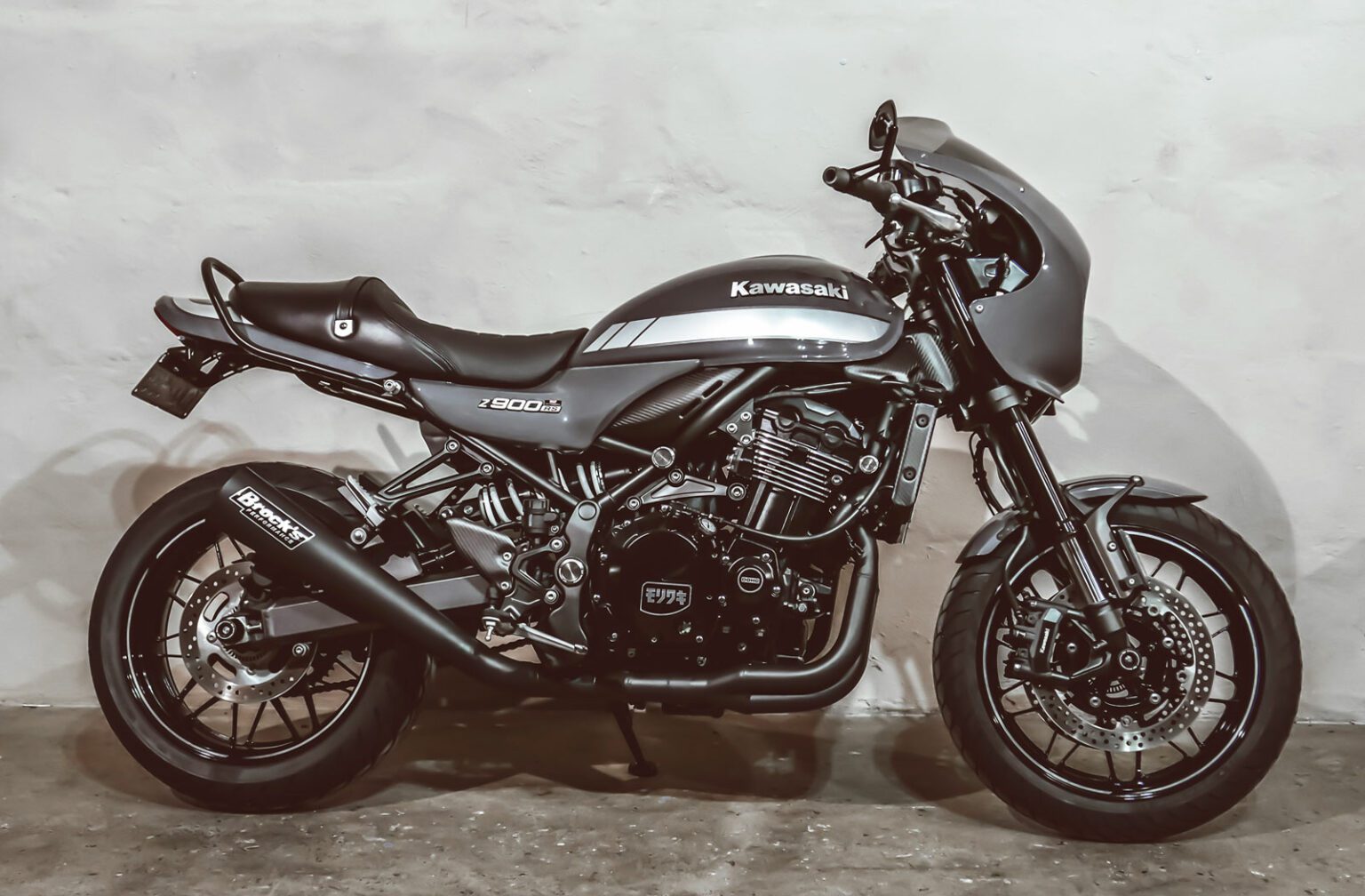 Stupid Fast - Z900RS Brocks Performance Exhaust - Return of the Cafe Racers