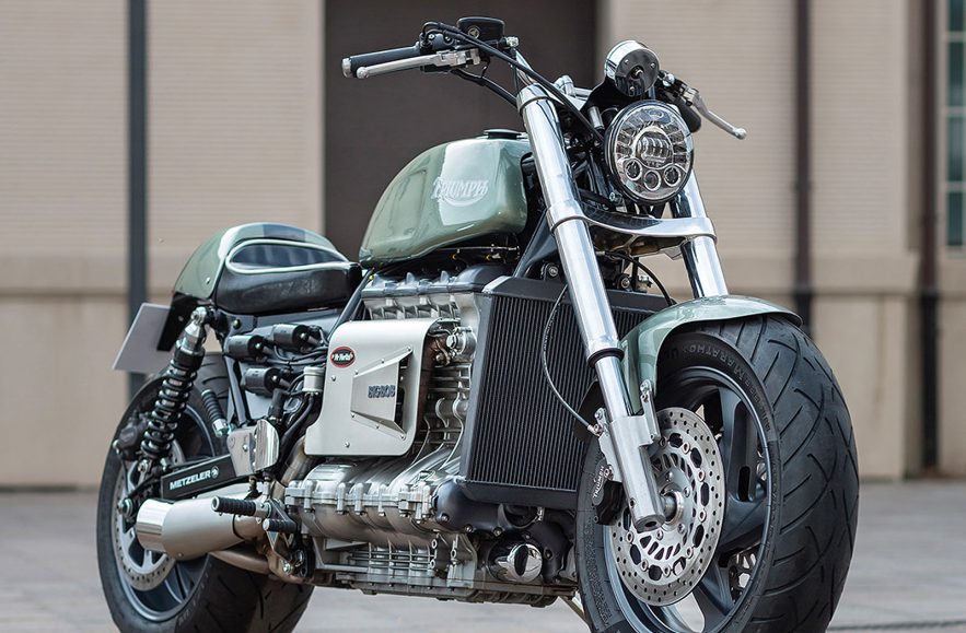 Big Bob - Mr Martini Triumph Rocket 3 - Return of the Cafe Racers