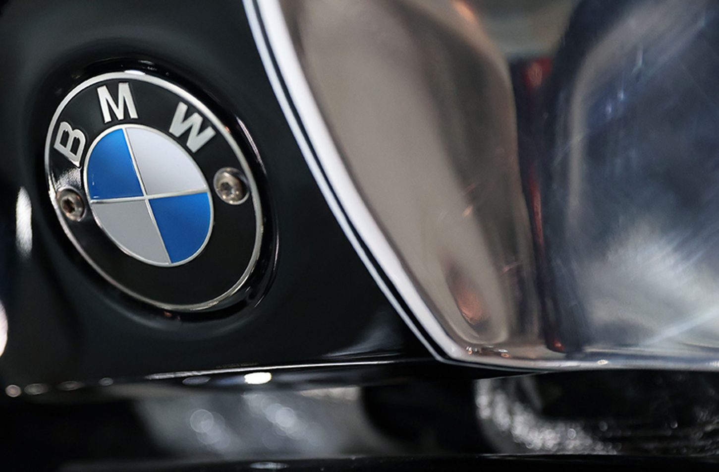 Future Cafe - La BMW R 18 Cafe Racer de Jay Donovan