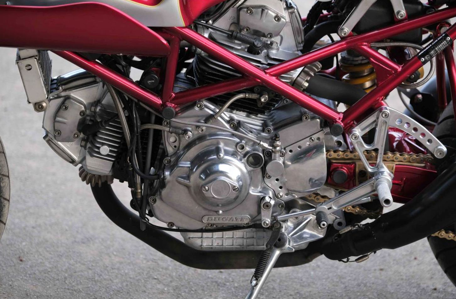 Gull Craft Ducati MCR M900 Monster - Return of the Cafe Racers