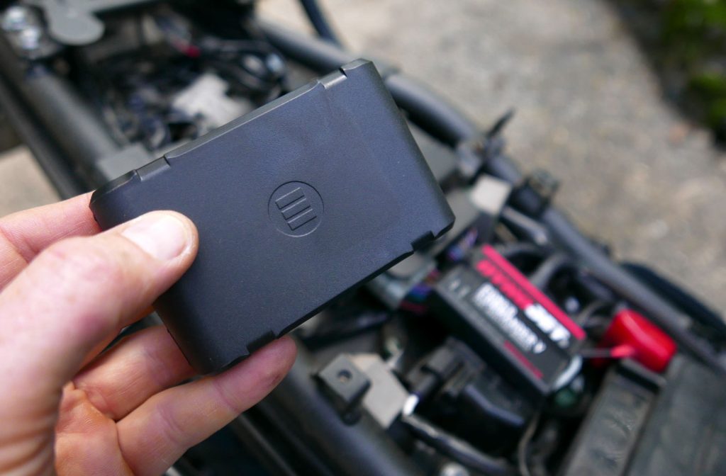 GPS Motorcycle Tracker Review - The Moni Moto 7 Tracker