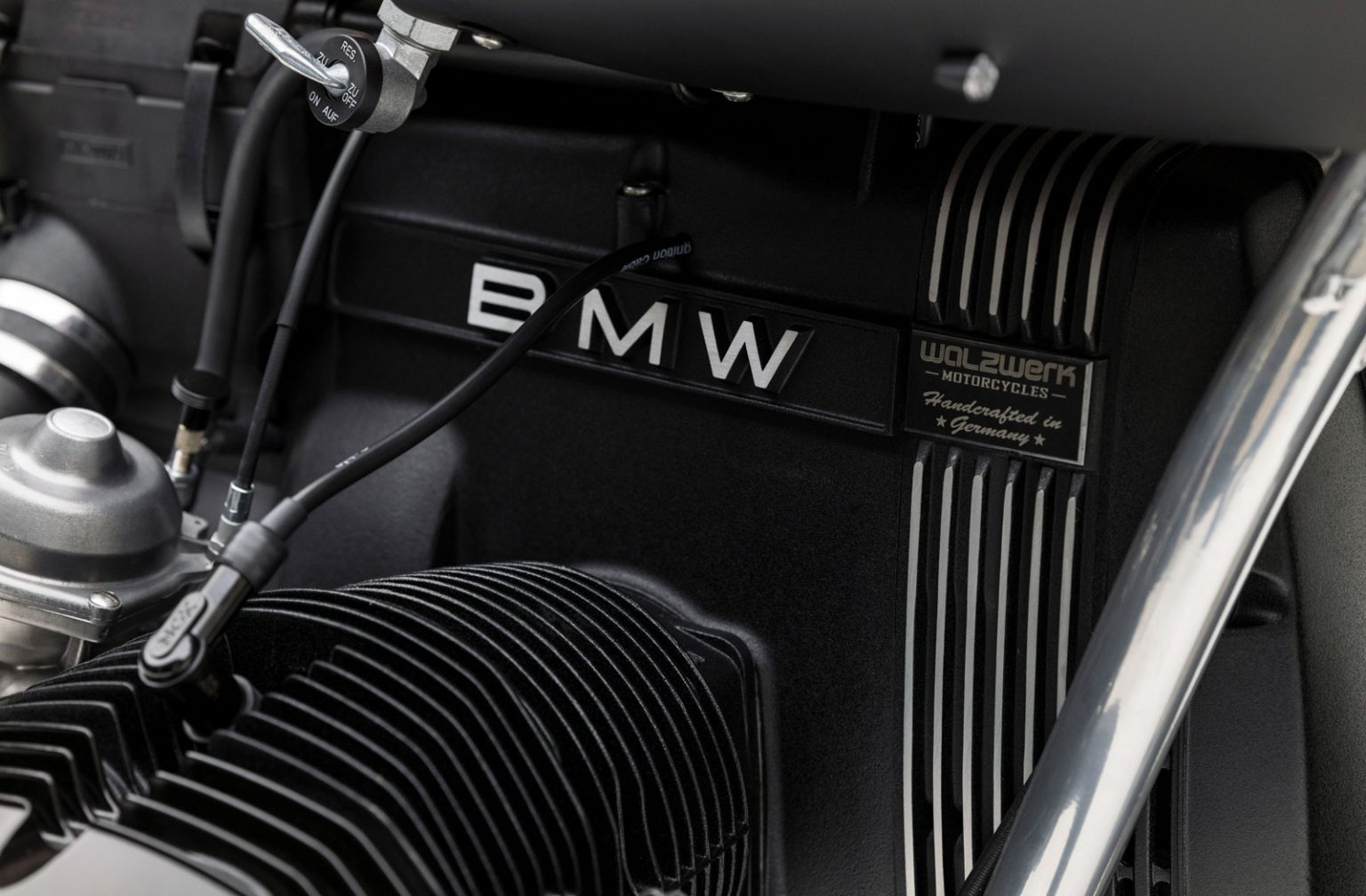 The Monza - WalzWerk Schizzo BMW R100 Monolever - Return of the Cafe Racers