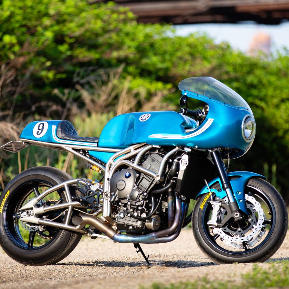 Engine engine 25 - Yamaha DT250 - Return of the Cafe Racers