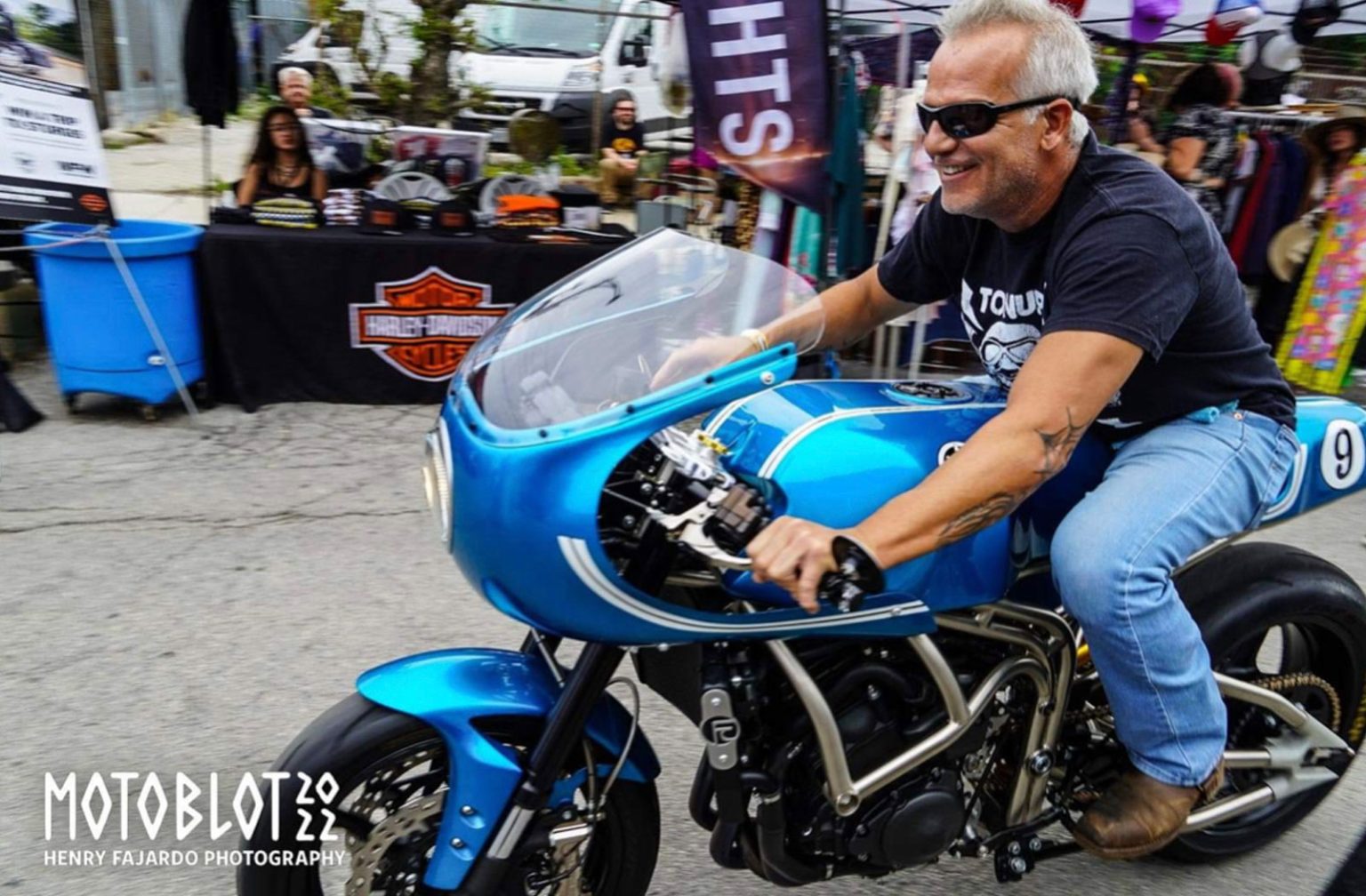 Rob's Yamaha R1 Cafe Racer - Return of the Cafe Racers