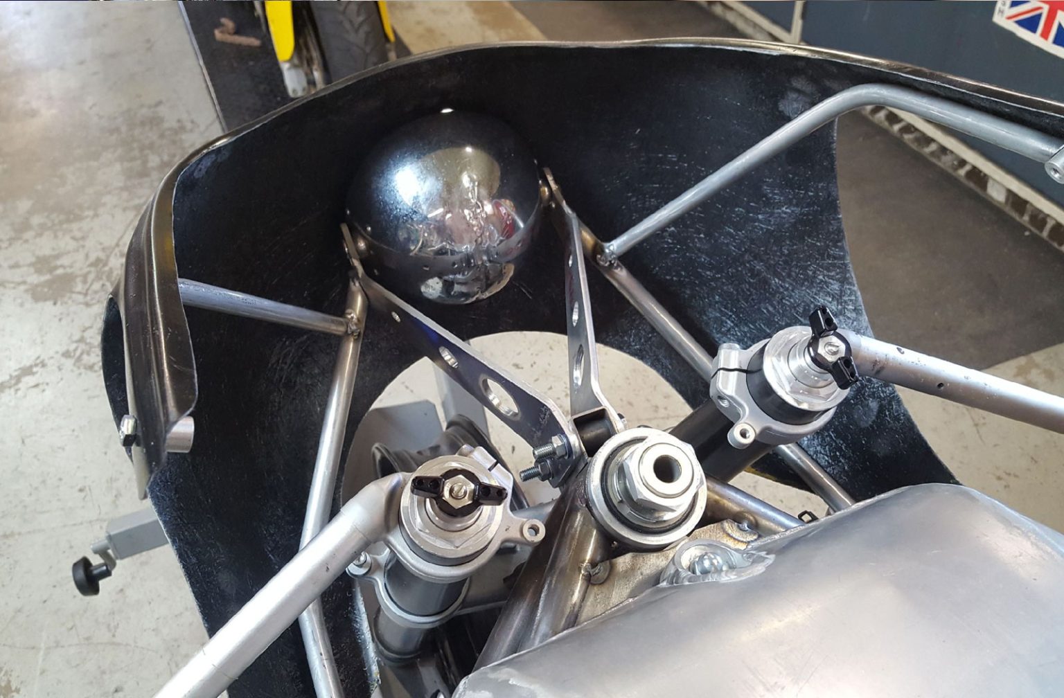 Rob's Yamaha R1 Cafe Racer - Return of the Cafe Racers