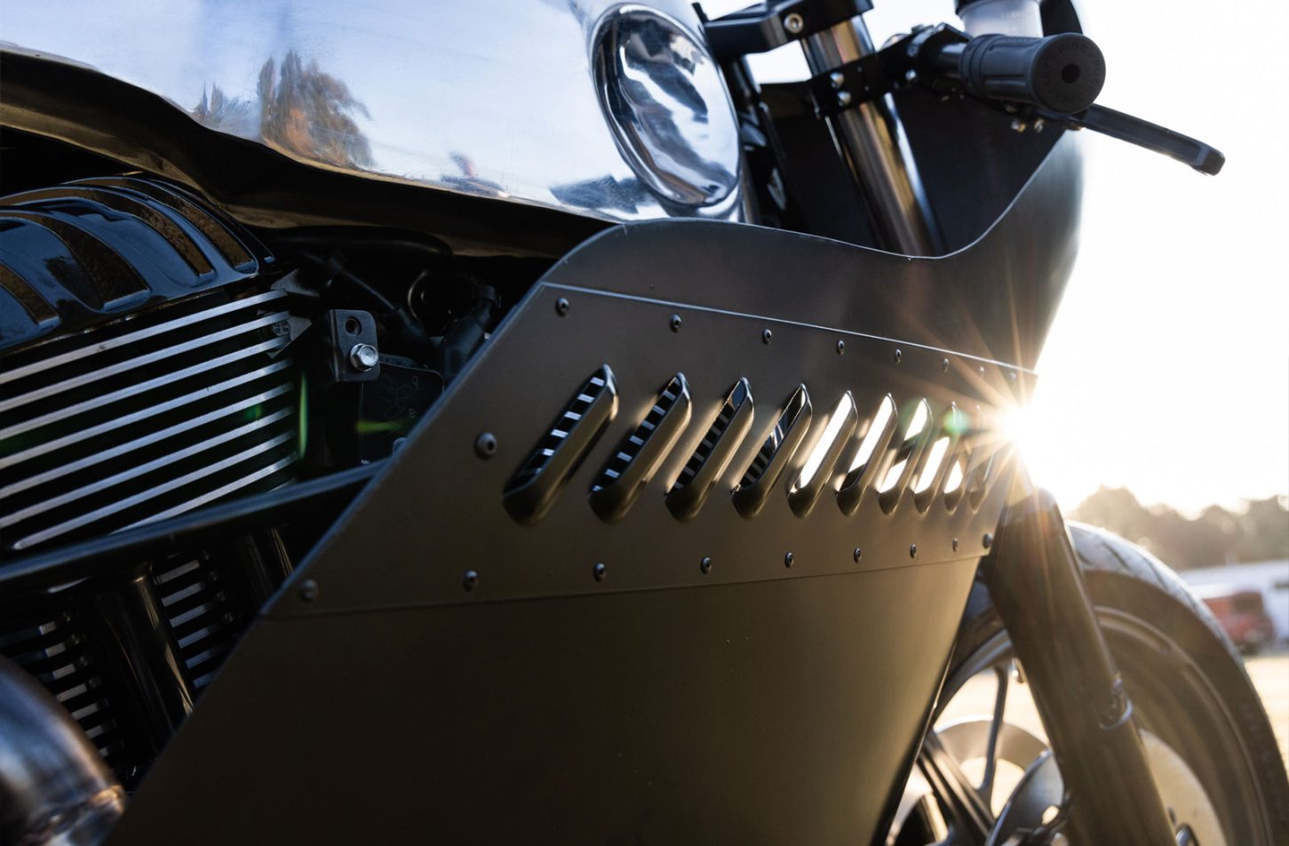 From Cruiser to Racer: Dice x Noise x Hindes Indian Chief RT 4/13 ...