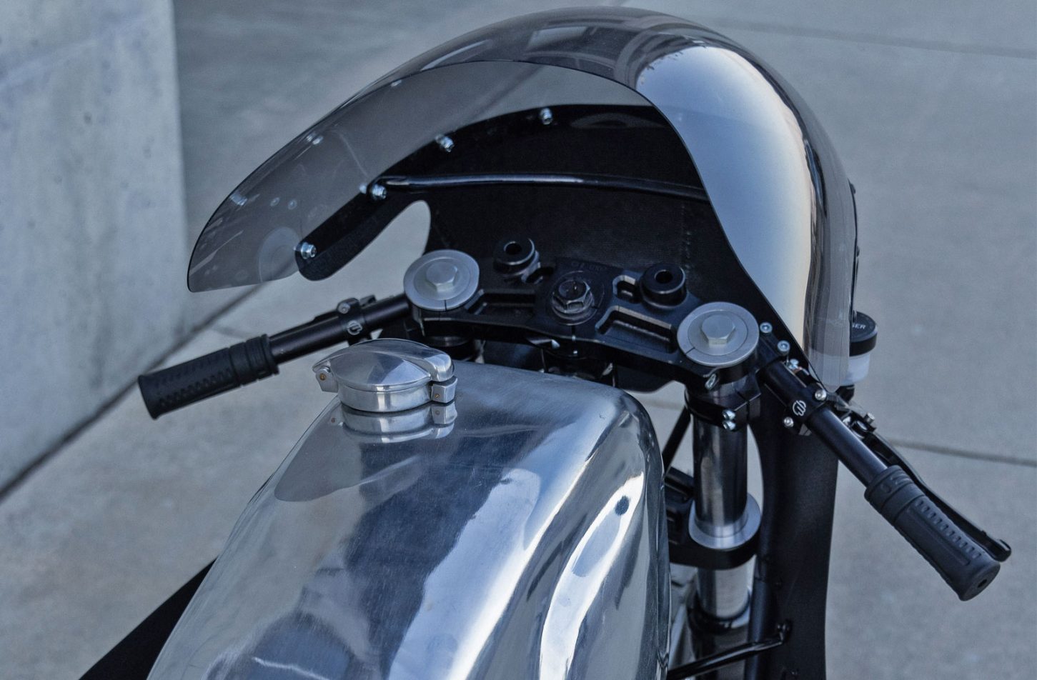 From Cruiser to Racer: Dice x Noise x Hindes Indian Chief RT 4/13 ...