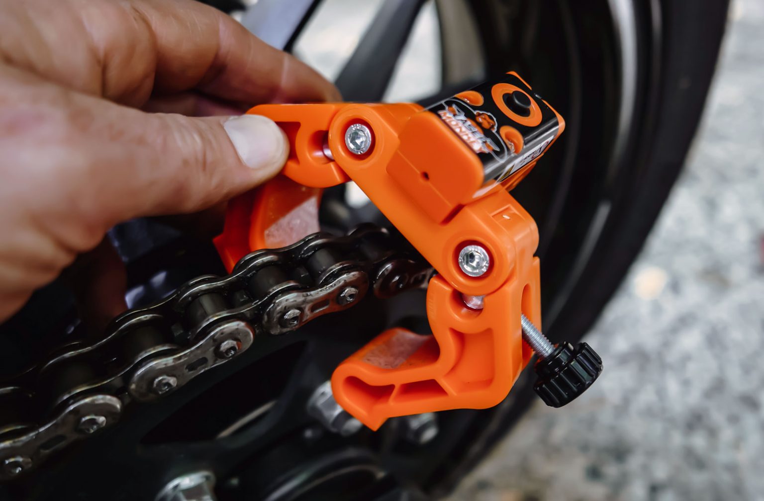 Chain Adjustment Made Easy: Tru-Tension Chain & Laser Monkey Review ...