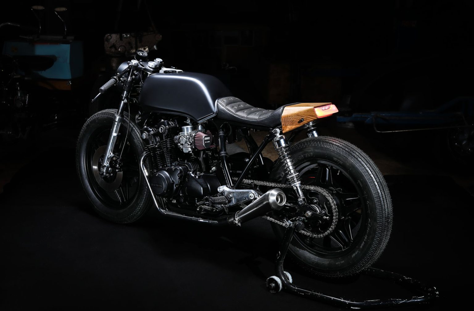 Lux Libertas: Gas & Retro Honda CB750 Cafe Racer - Return of the Cafe ...