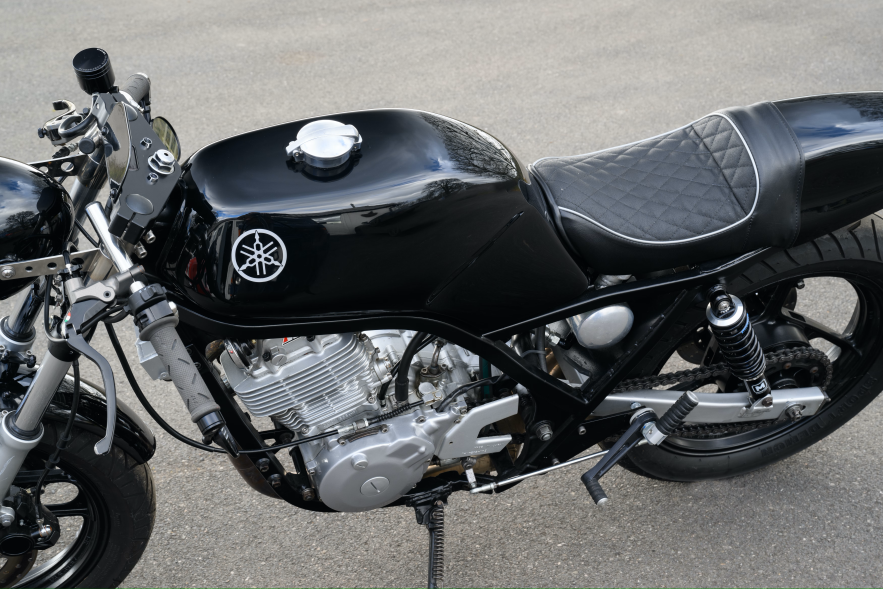 Bike Of The Day: 1996 Yamaha SRX600 'Cafe Racer' - Return of the Cafe ...