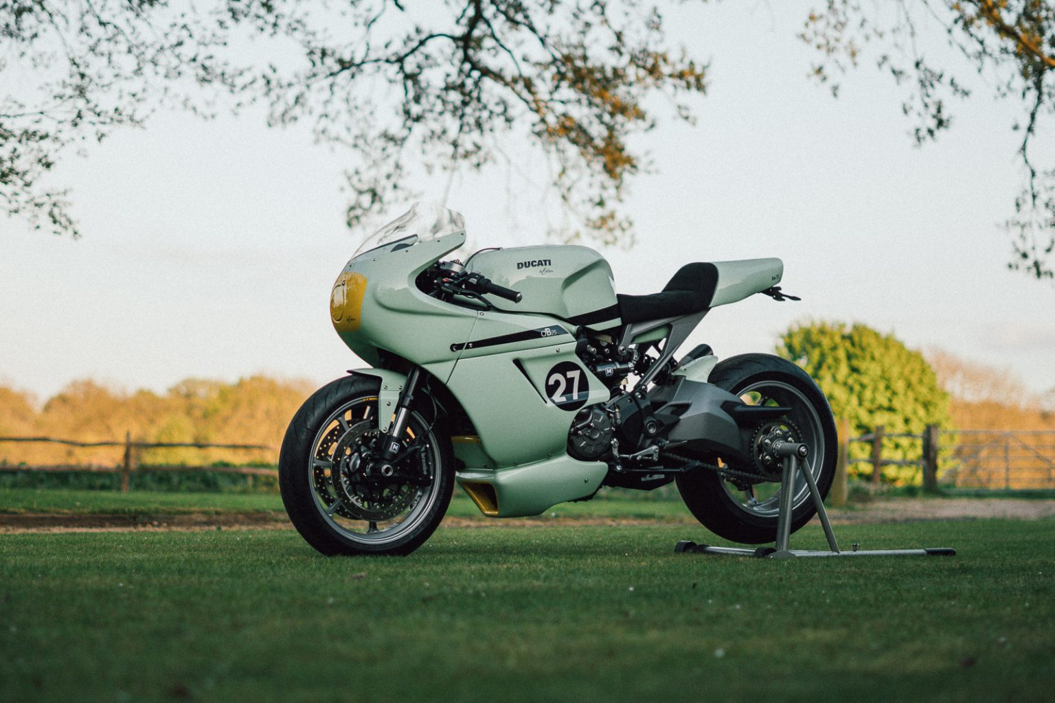 Two Wheeled Tifosi: deBolex Motorcycles DB25 #4 Ducati Monster - Return ...