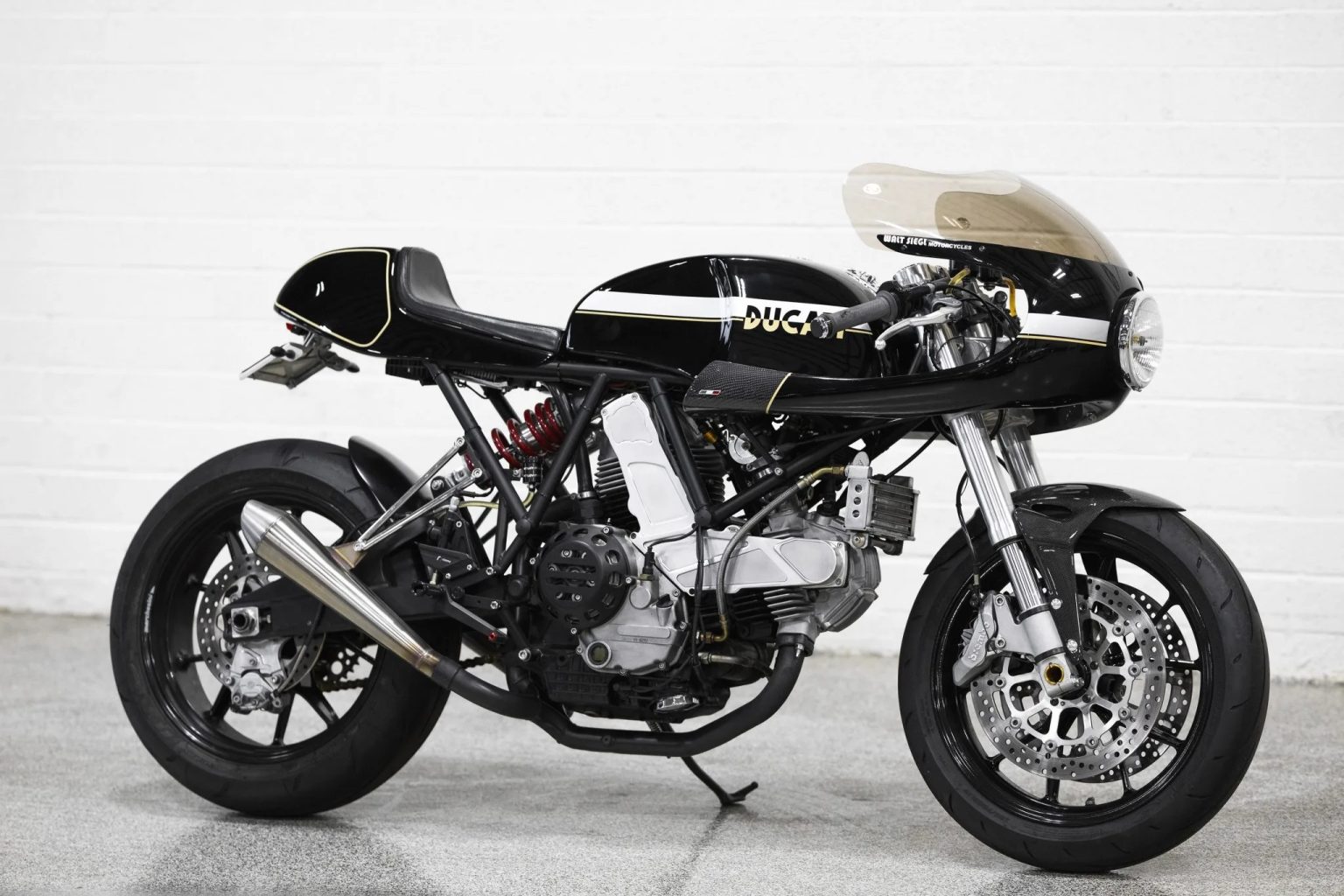 Bike Of The Day: Ducati-Powered Walt Siegl Motorcycles Leggero - Return ...