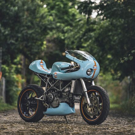 Gulf Dream - Jon Ball's Ducati 748 - Return of the Cafe Racers