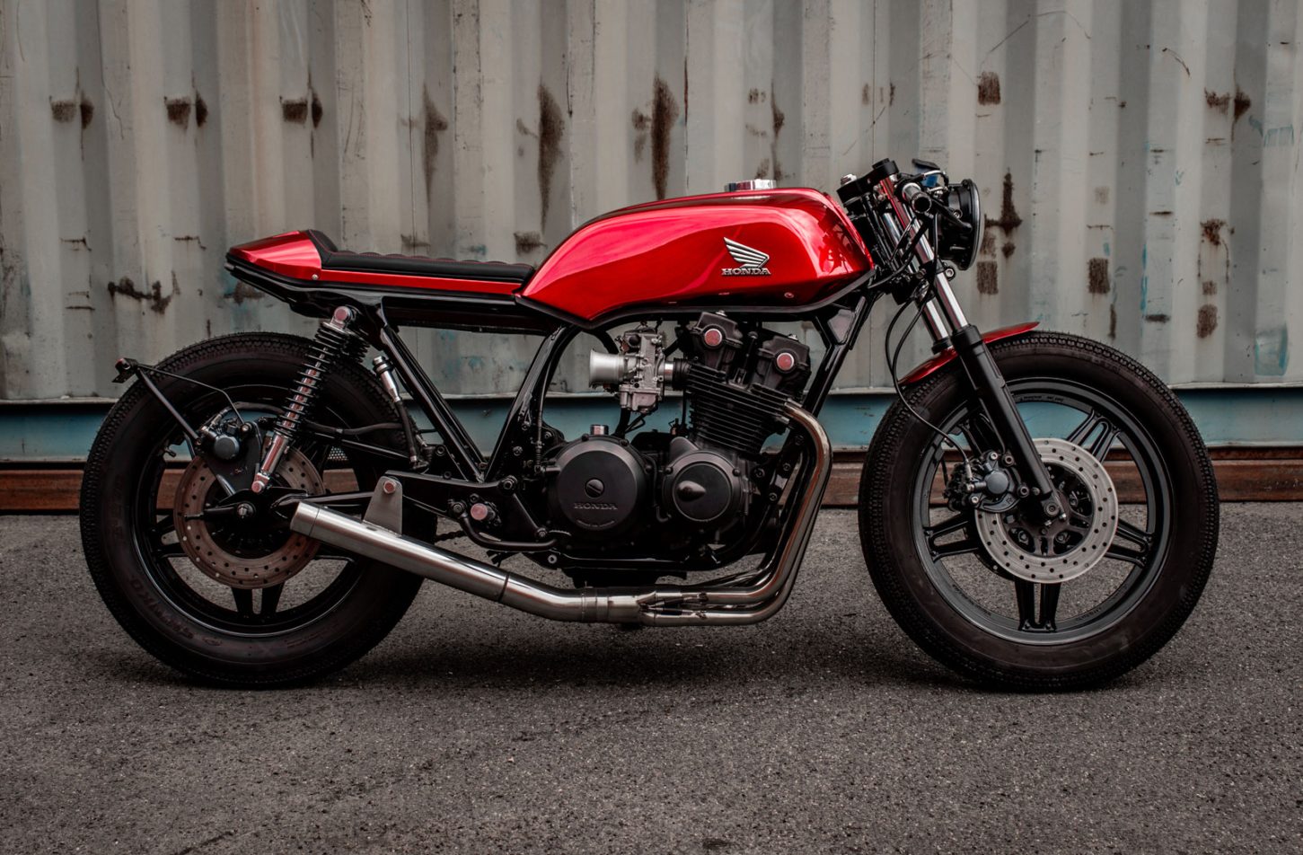 Scarlet Soul: Jax Garage Honda CB750F Cafe Racer - Return of the Cafe Racers