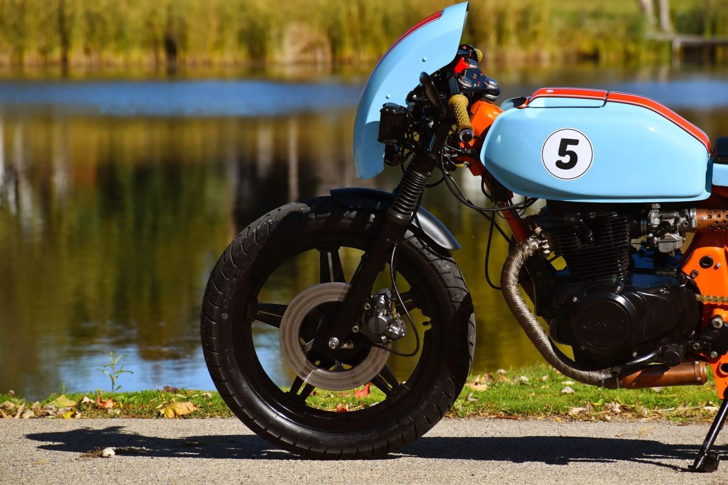 Bike Of The Day: Modified 1981 Honda CM400T - Return of the Cafe Racers
