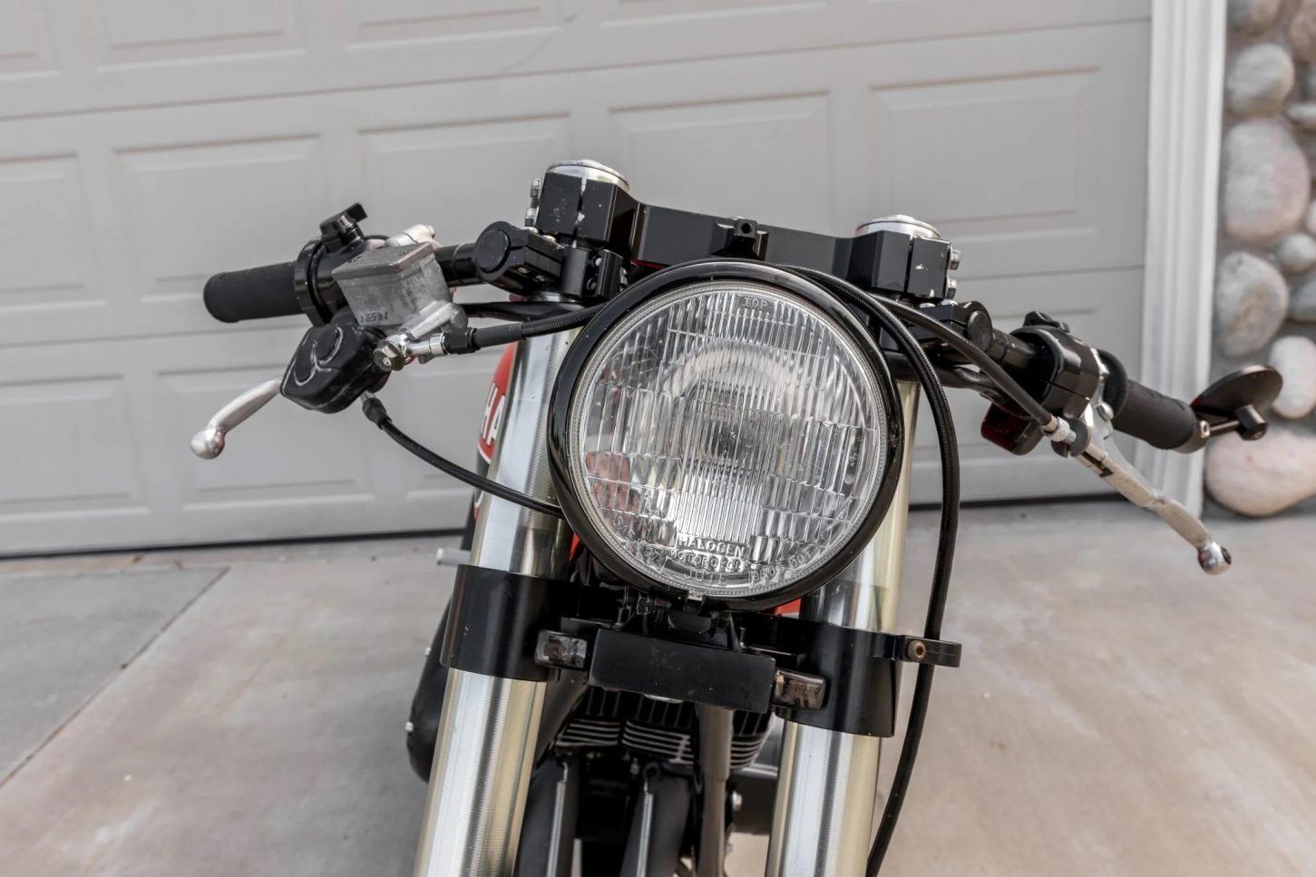 Bike Of The Day: 1975 Yamaha RD350 Cafe Racer - Return of the Cafe Racers