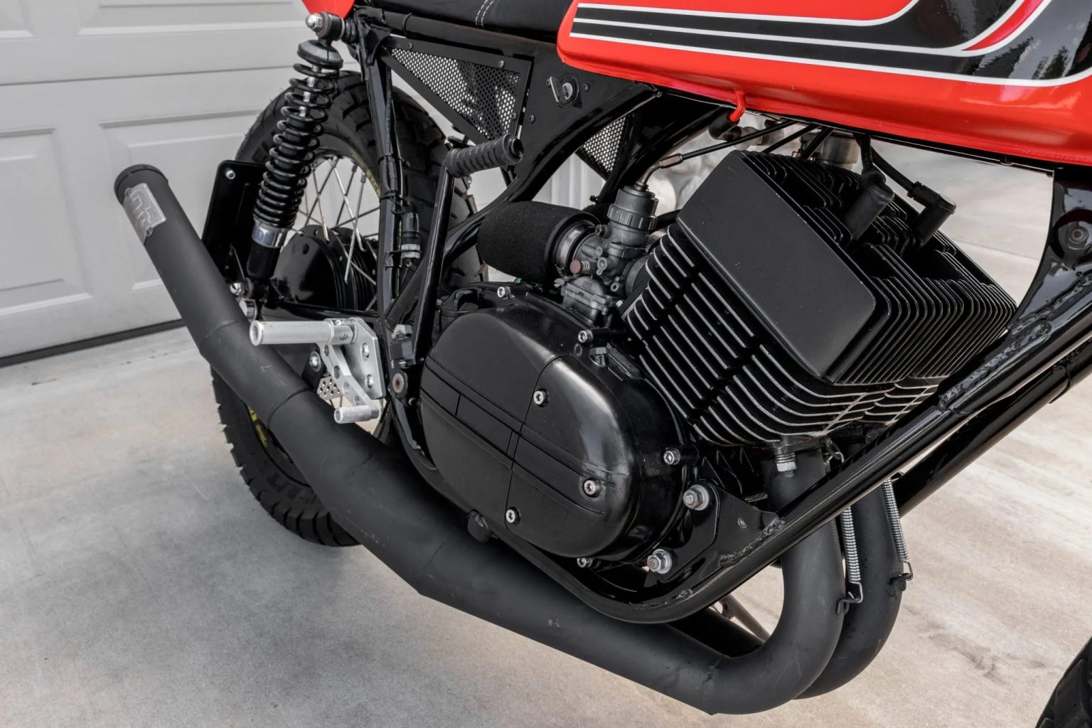 Bike Of The Day: 1975 Yamaha RD350 Cafe Racer - Return of the Cafe Racers