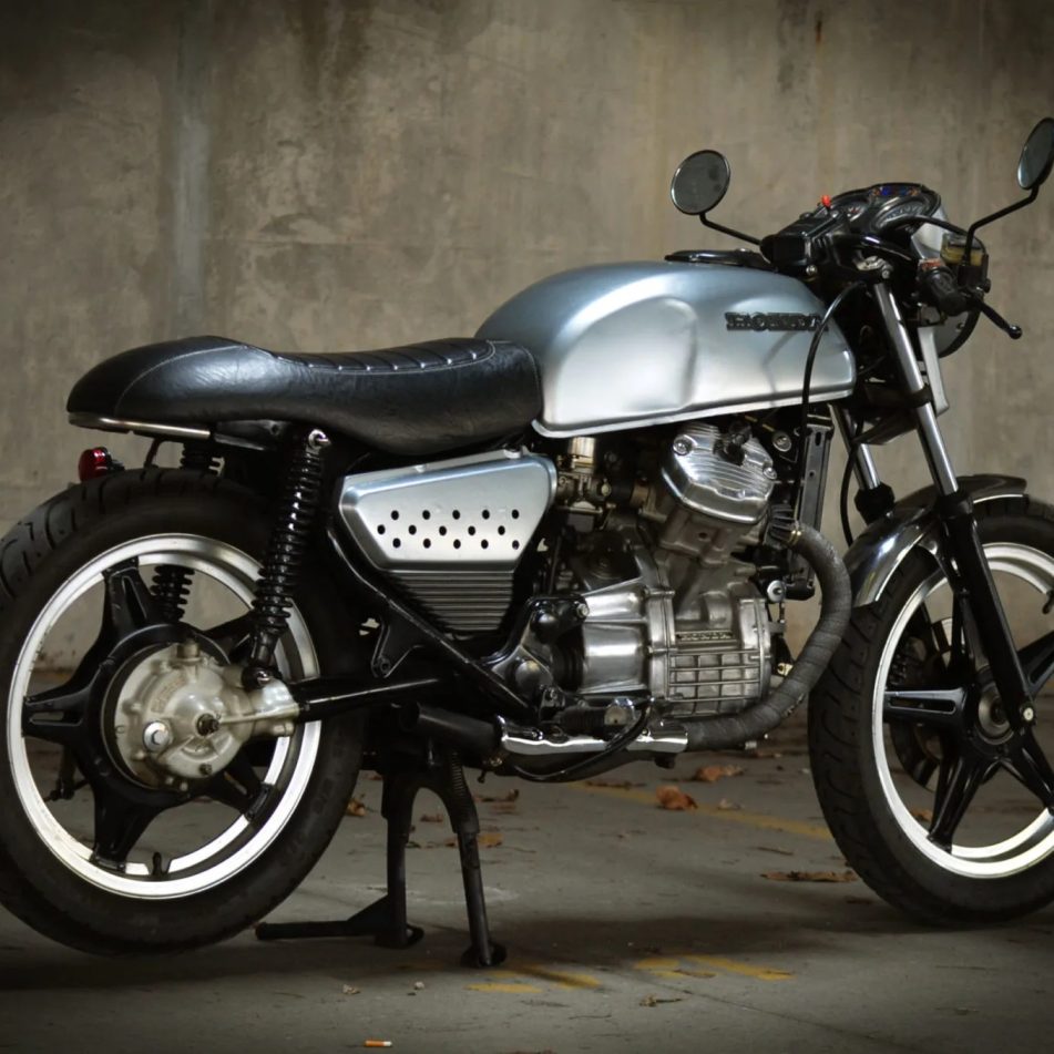 Honda CB125S "Big Blue" Cafe Racer - Return of the Cafe Racers