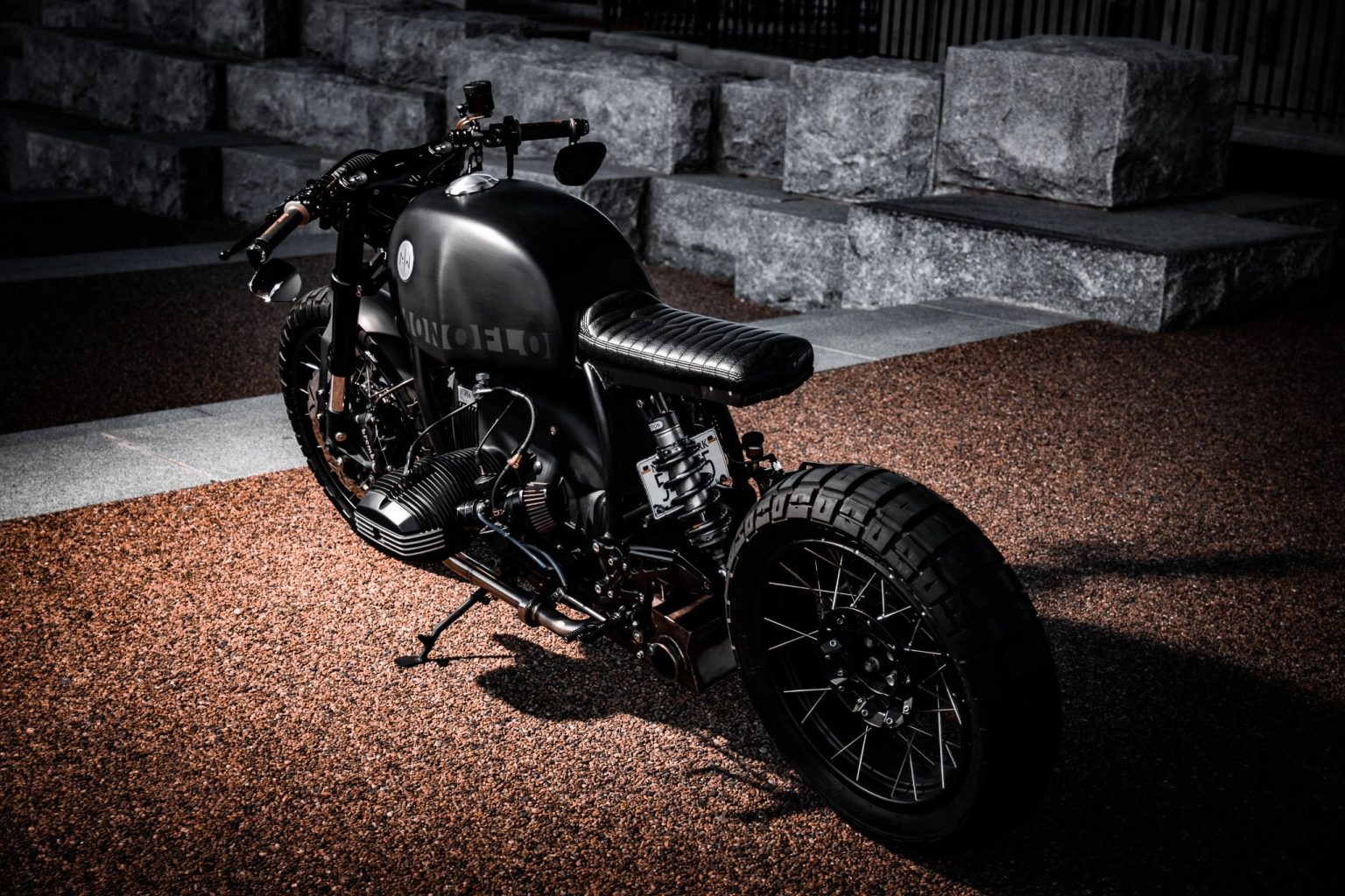 Bike Of The Day: Custom BMW R100R - Return of the Cafe Racers