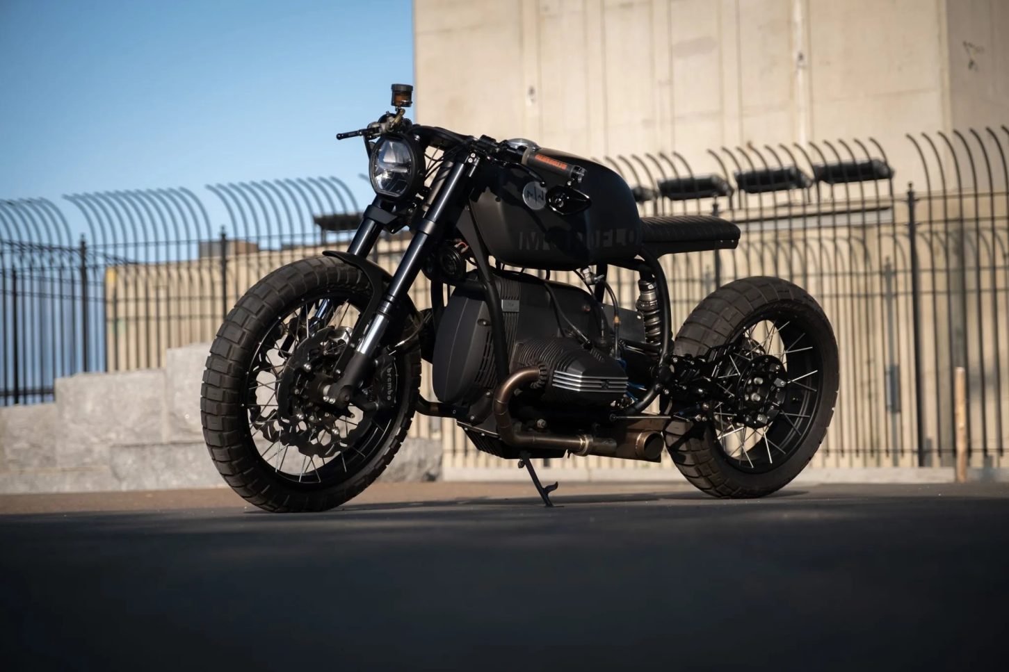 Bike Of The Day: Custom BMW R100R - Return of the Cafe Racers