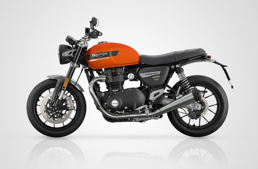 2024 Triumph Speed 400 and Triumph Scrambler 400 X - Return of the Cafe ...