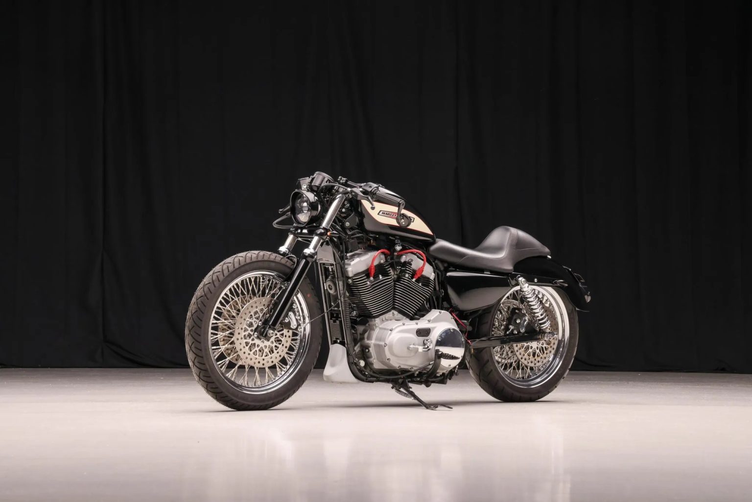 Bike Of The Day: 2008 Triumph Thruxton 900 - Deus Customs - Return of ...