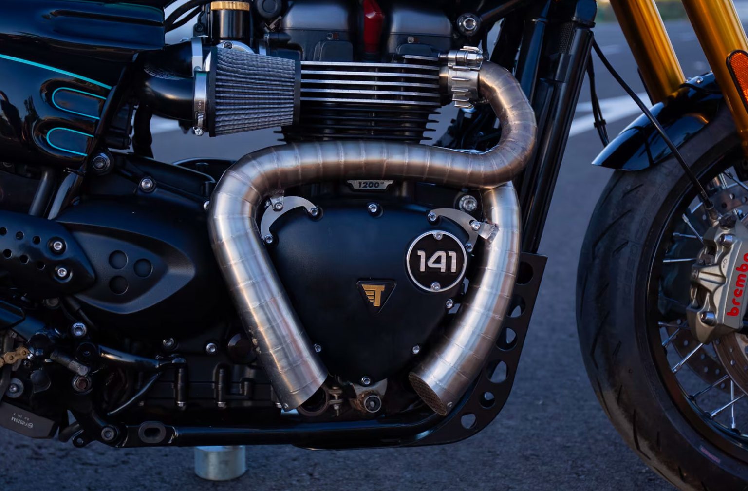 One Four One: Tamarit Motorcycles Triumph Thruxton 1200 R - Return of ...