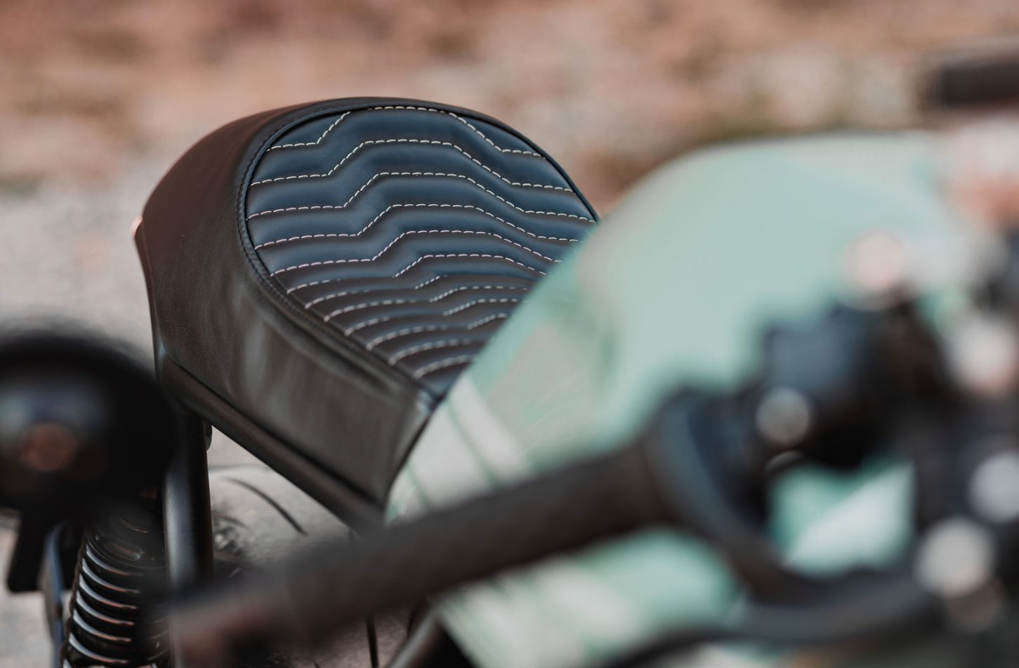 Hannah: Steven Wilson's Honda CB500 K2 - Return of the Cafe Racers