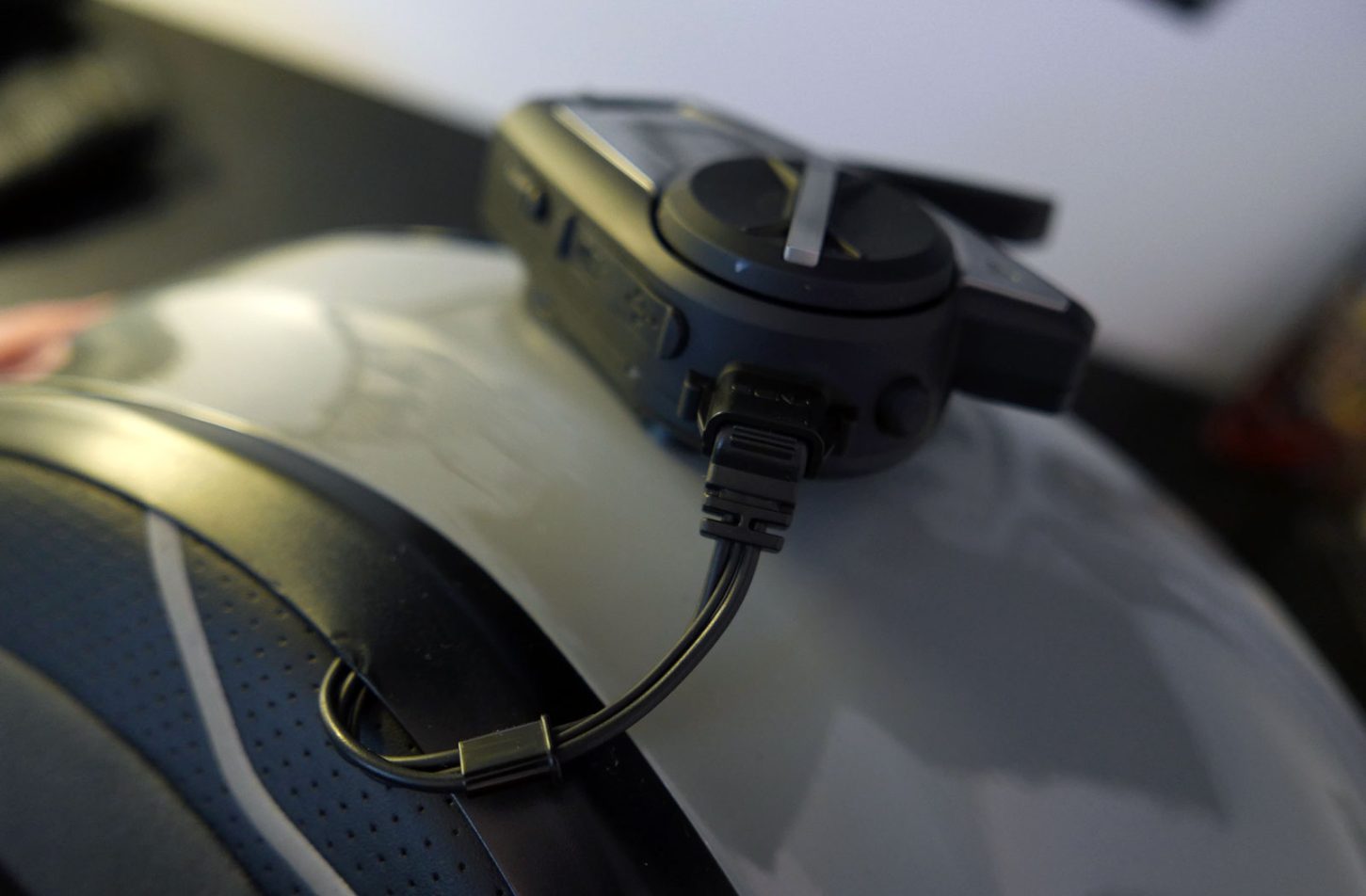 Gear Review: Sena 50C Comms & 4K Camera - Return of the Cafe Racers