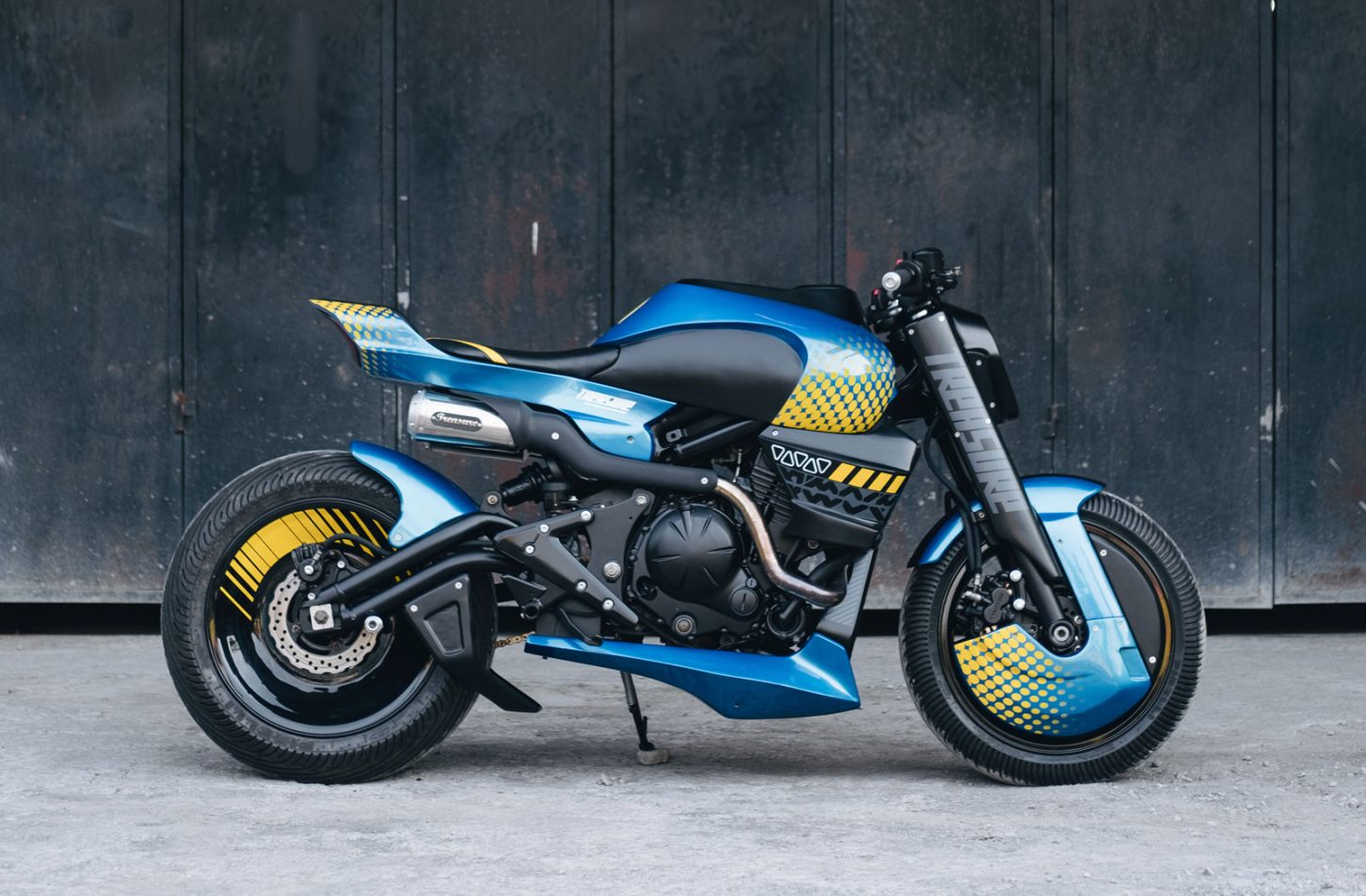 CyberPunk'd: Treasure Garage Kawasaki ER6N - Return of the Cafe Racers
