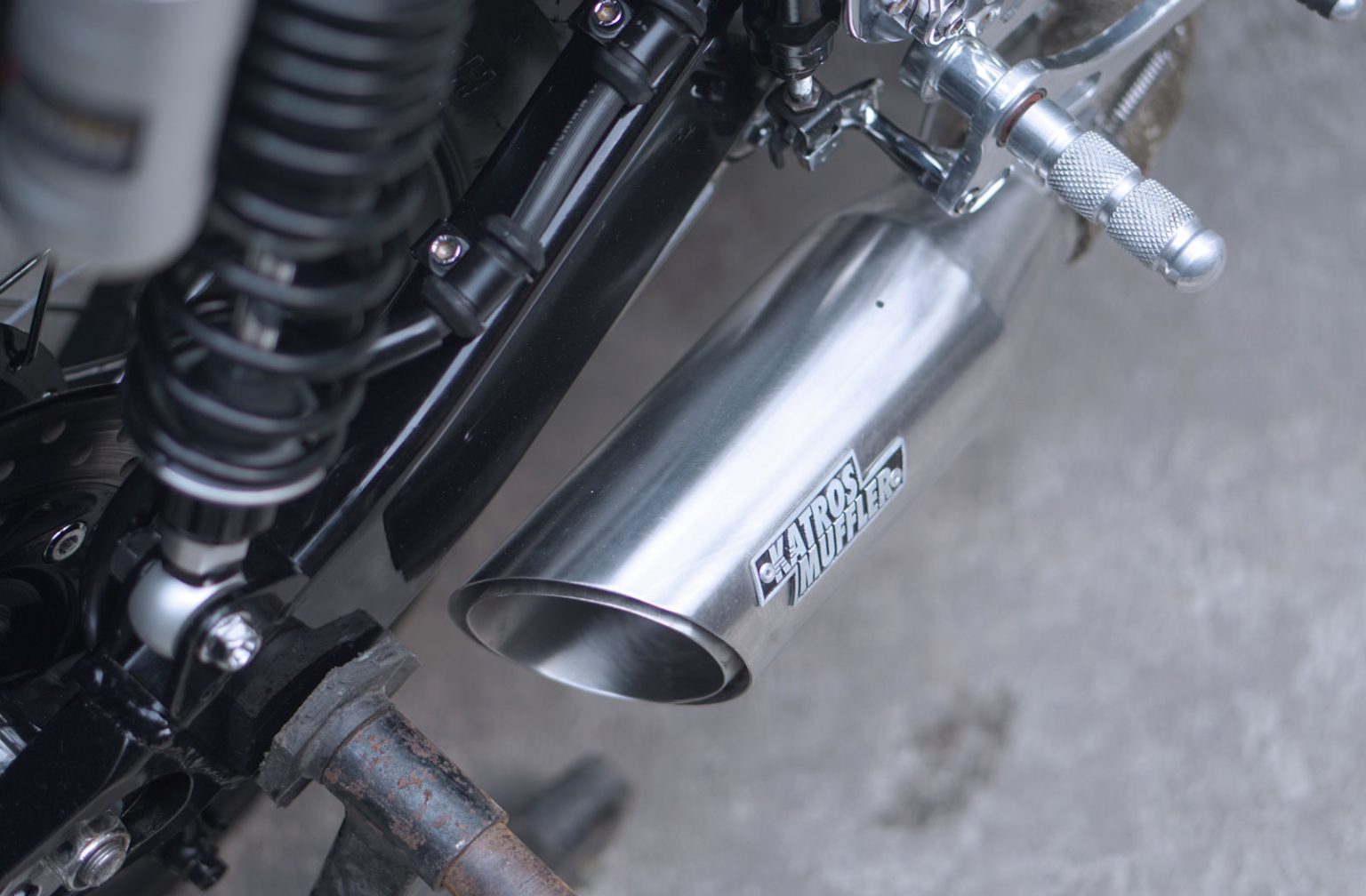 Katros Garage Honda CB400 - Return of the Cafe Racers