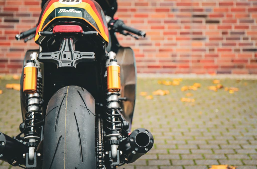 The Bellydancer: Mellow Motorcycles Thruxton RS - Return of the Cafe Racers