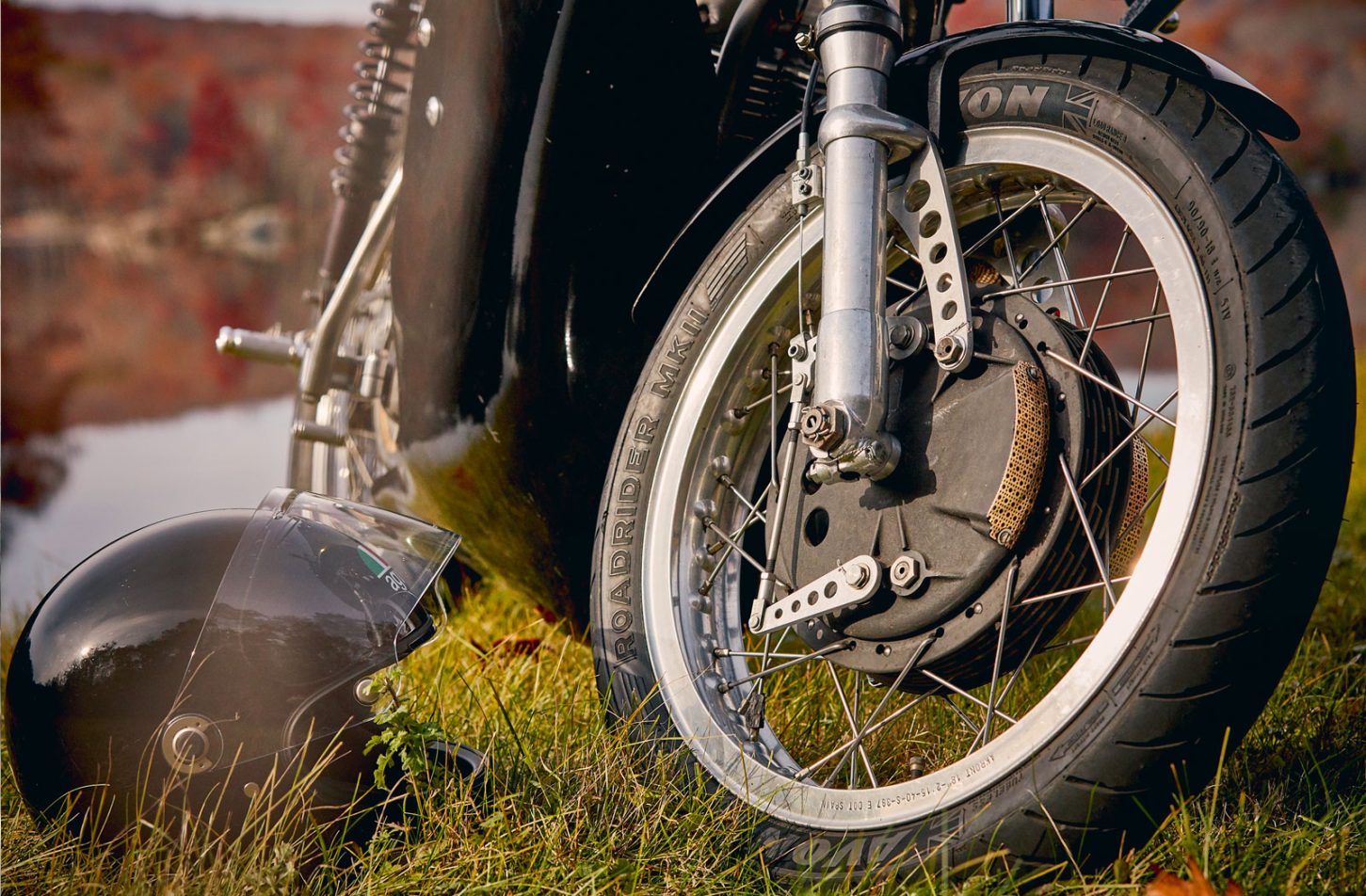 Crowning Glory: Marian's street legal Norton MkII Commando Seeley ...