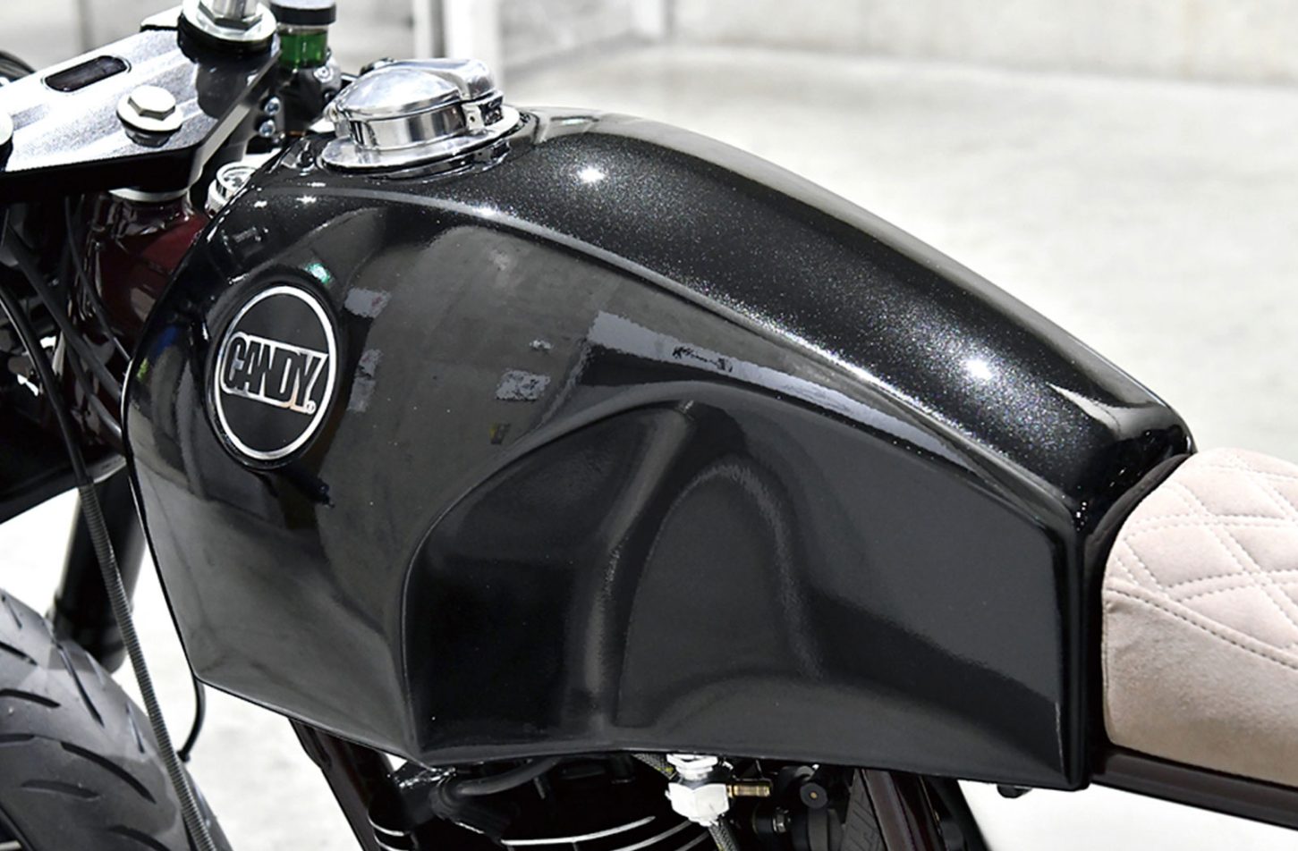 Sweet Single: Candy Motorcycle Laboratory SR400 - Return of the Cafe Racers