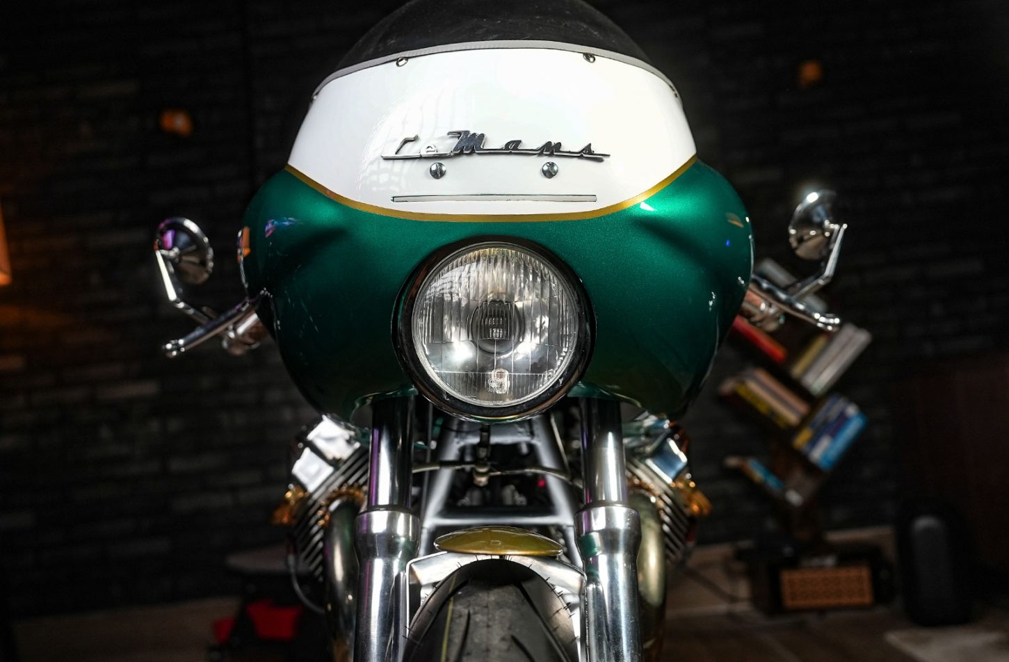 Return to the Street: Sheriff Motorcycles Moto Guzzi LeMans 1000 ...